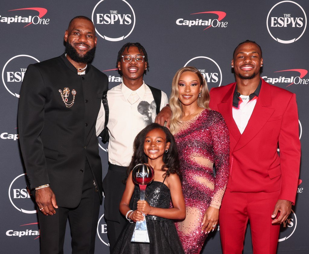 LeBron James, family forced to evacuate Los Angeles-area home during ...