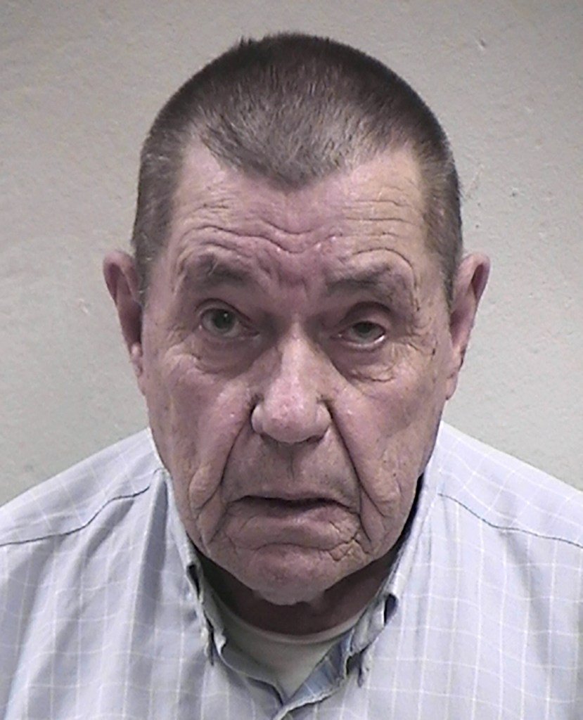Kansas City man, 86, pleads guilty to shooting black teen who rang ...