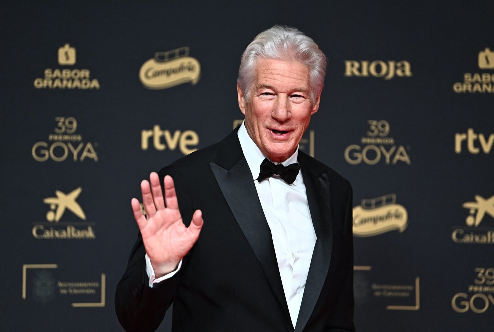 Richard Gere’s wife celebrates his ‘first Spanish Father’s Day’ with ...