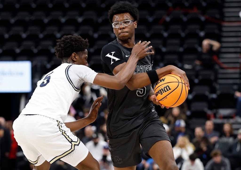 LeBron James’ youngest son, Bryce, signs with Arizona - New York Hots!