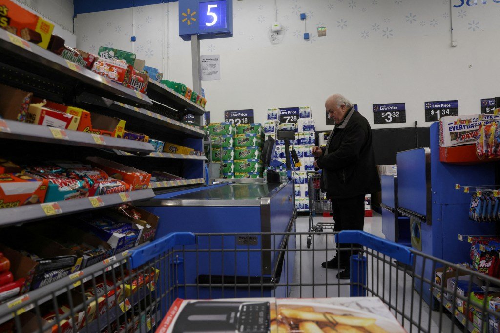 Walmart pushes Chinese suppliers to slash prices over tariffs — despite ...