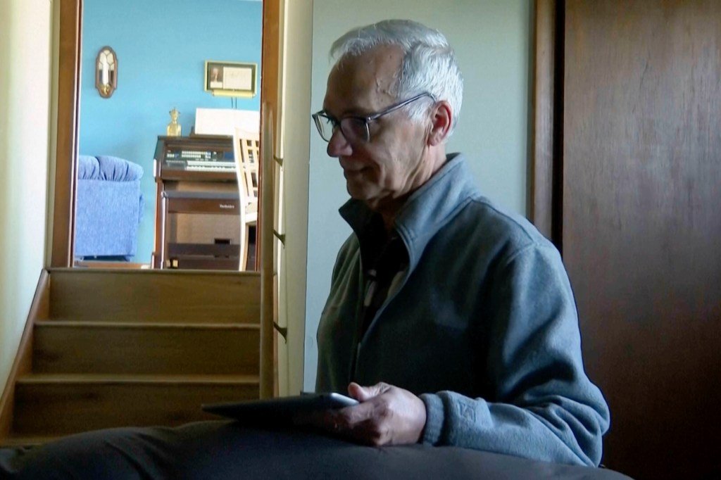 Pope Leo XIV’s very relatable first phone call with brother caught on ...