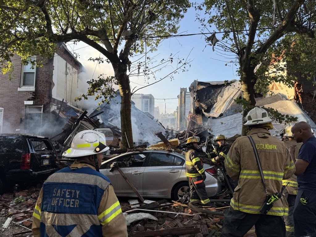 Massive Philadelphia explosion levels row homes, leaving at least 1 ...