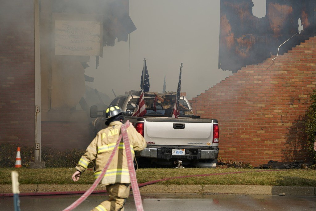 Photos emerge of truck decked out in American flags that gunman crashed ...