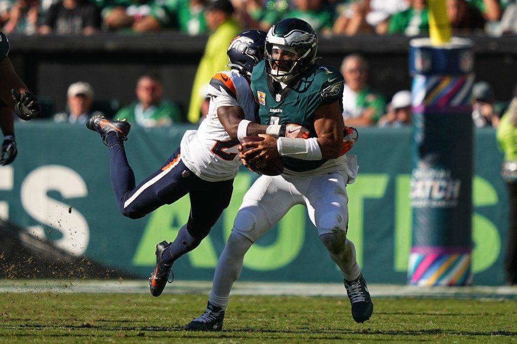 Eagles receivers appear to point finger at Jalen Hurts with passing ...