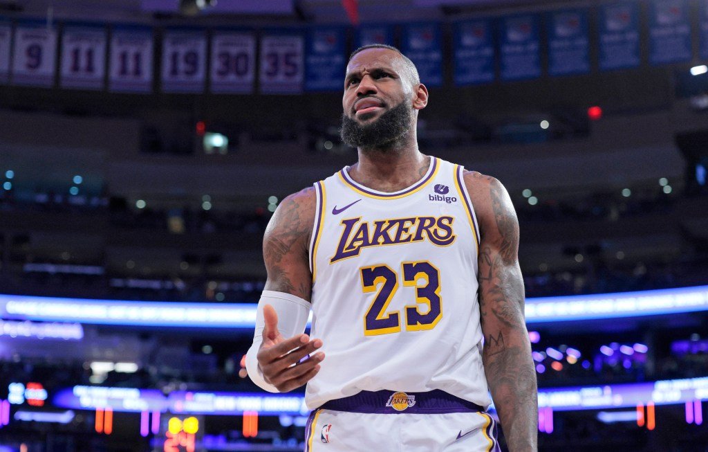 NBA requests cell phones for multiple teams in sports betting probe ...