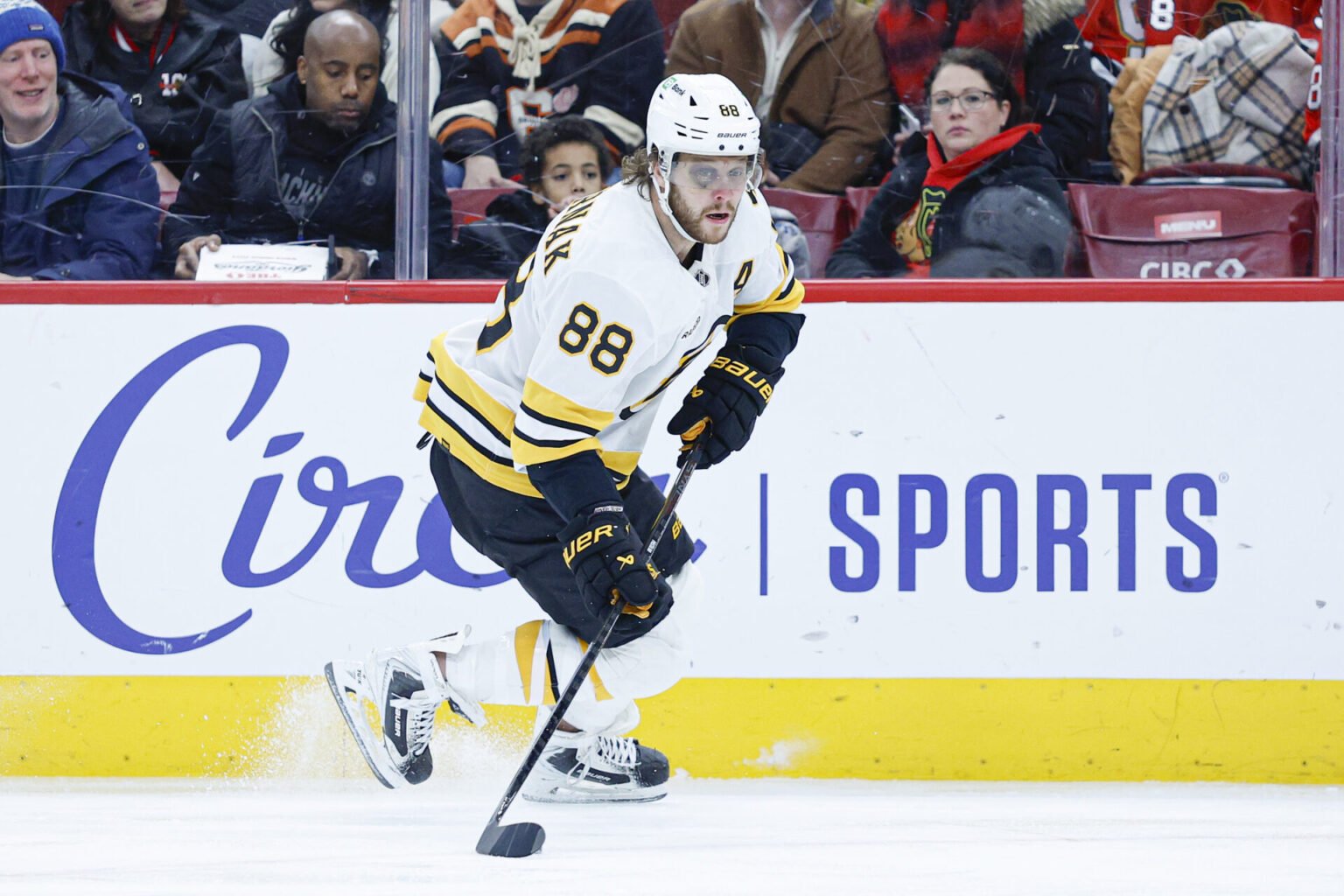 UFC 324 moves to Paramount+ — How to watch Gaethje vs. Pimblett, time ...