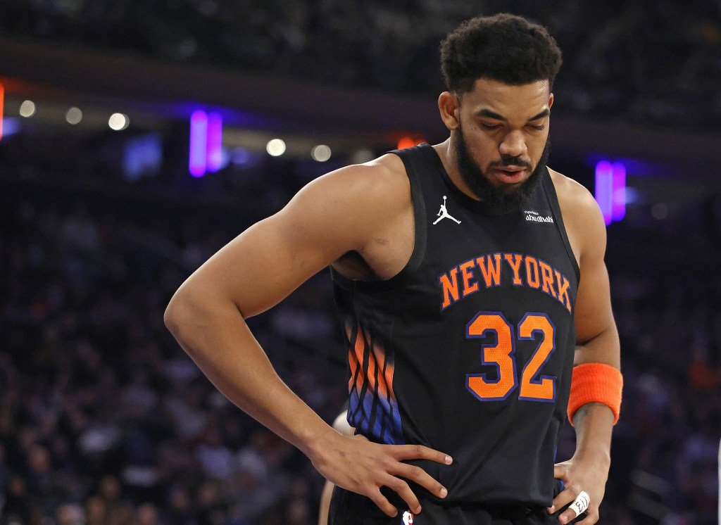 Karl-Anthony Towns benched again down stretch in Knicks’ win: ‘He saw ...