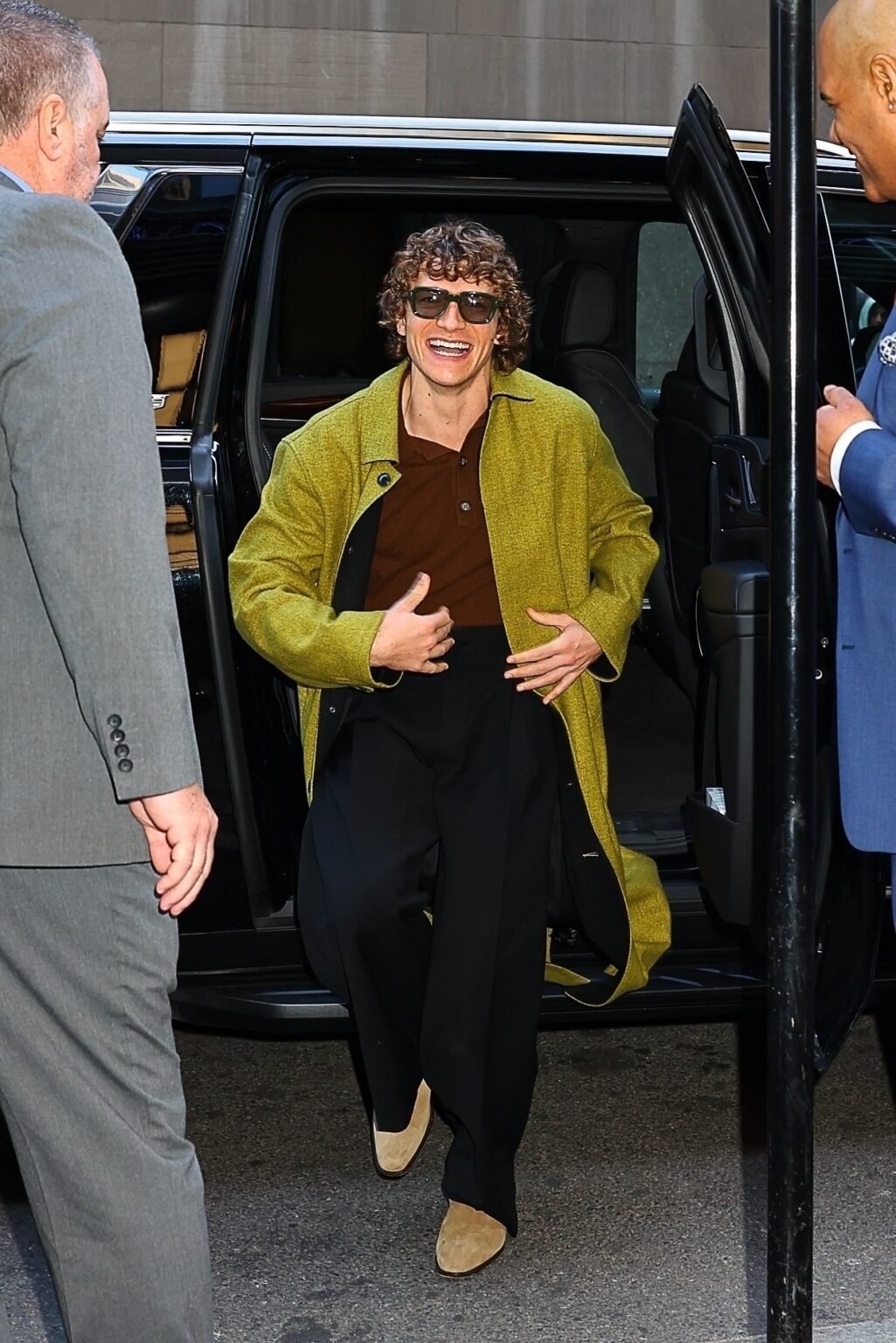 Shocking images show post-apocalyptic Calif. mall overrun by vandals ...